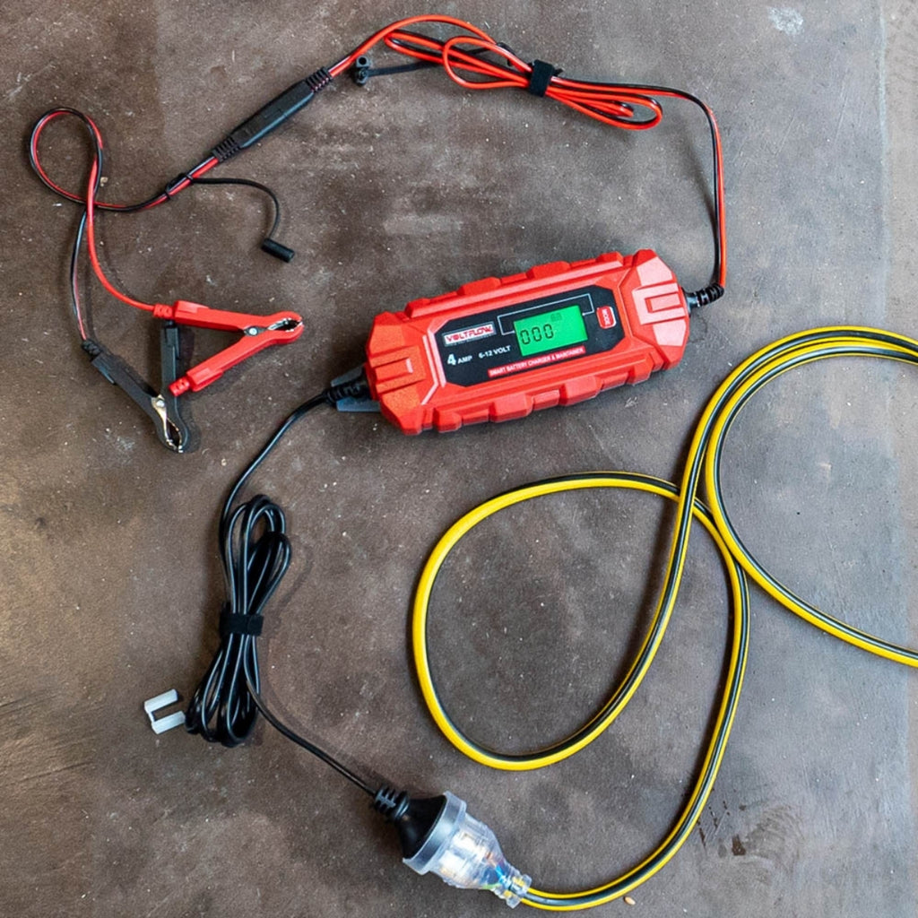 Voltflow 4Amp Smart Battery Charger & Maintainer 6-12V 10-Stage Lithiu ...